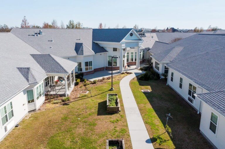 Senior Living Photo Gallery - SummerHouse Ashton Manor