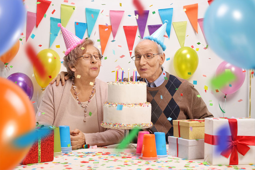 6 Ways To Celebrate Your Parents Birthday In Senior Living 